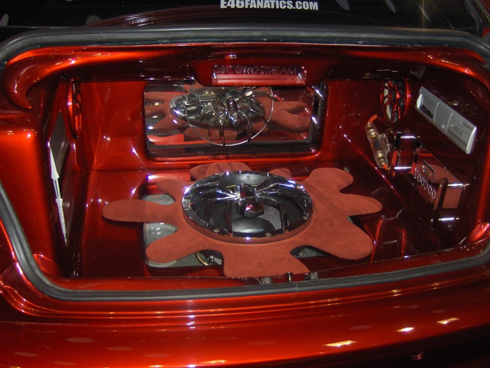 Tuning Monster Truck Salon. – Subtlety.be