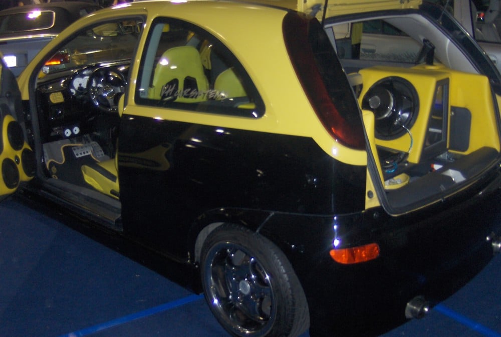 Tuning Monster Truck Salon. – Subtlety.be